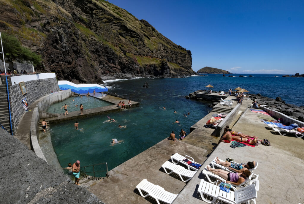 Zonal Balnear do Carapacho – Piscinas do Carapacho – Explore Graciosa
